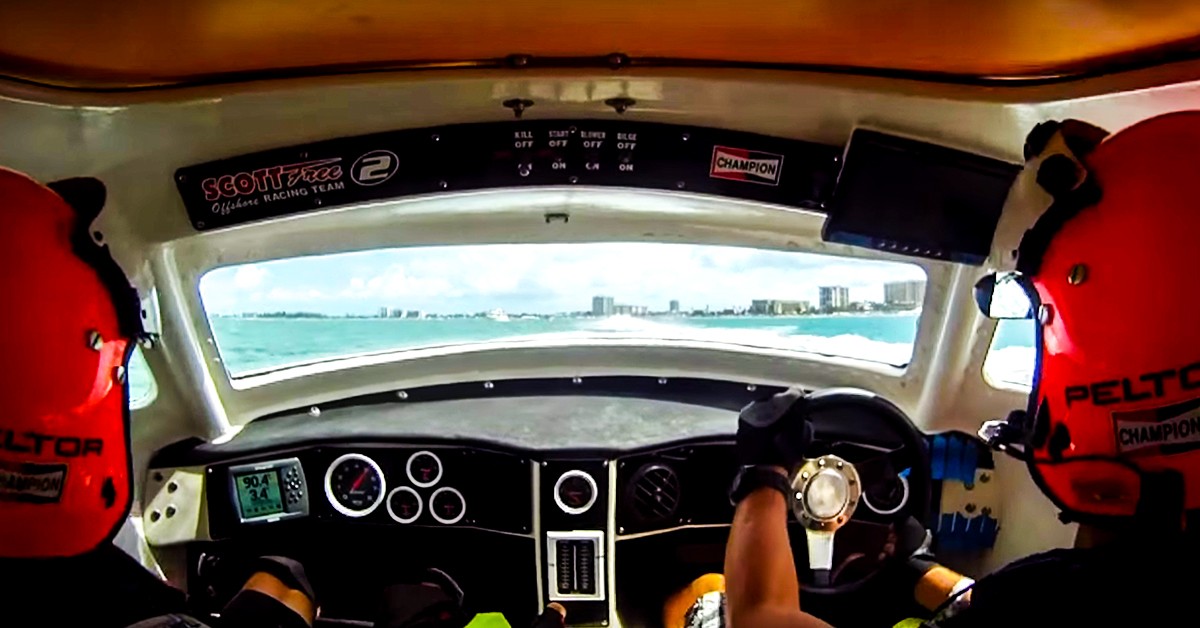 Boat Racing Cockpit Video | Team Champion